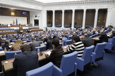 ГОРЕЩО В ПИК Tv Парламентът блокира провали се и днешното заседание заради липса на кворум