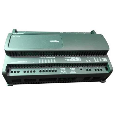 Schneider SXWRCF12A10002 SpaceLogic RP C Controller At 15000 Piece Electronic Controller In