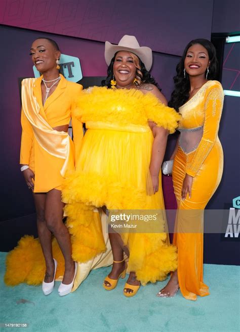 Trea Swindle Danica Hart And Devynn Hart Of Chapel Hart Attend The News Photo Getty Images