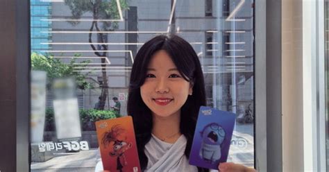 슬픔이 캐릭터 한 장 주세요 디즈니 교통카드 사러 오픈런 [편의점 이야기]