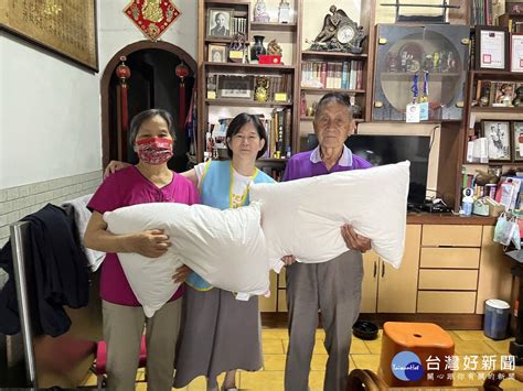 長榮桂冠捐贈愛心枕頭 攜手彰縣榮服處關懷榮民眷 蕃新聞