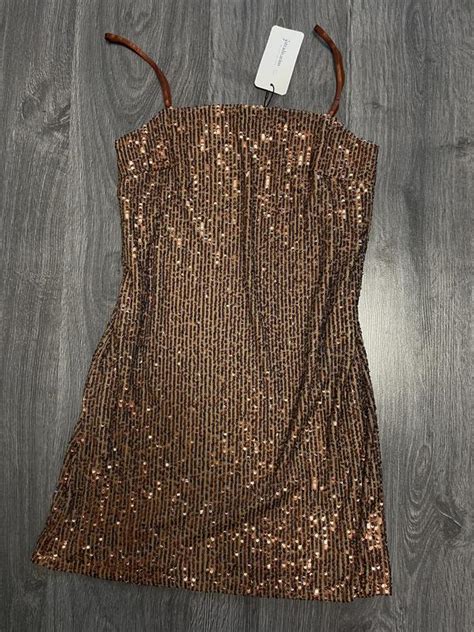 Вечірня сукня паєтки — ціна 100 грн у каталозі Вечірні сукні Купити жіночі речі за доступною