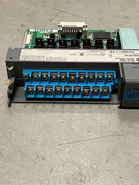 Allen Bradley 1746 Ov16 Ser C Slc 500 Output Module