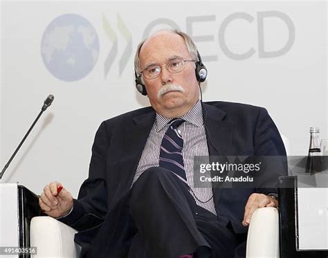 G20 Oecd Global Forum On International Investment Photos And Premium