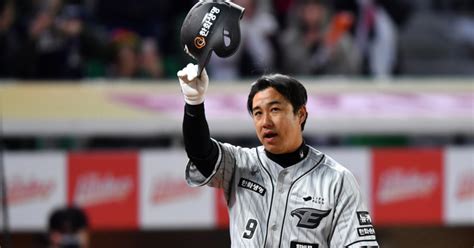 공식 한화 김강민 은퇴 의사 전달···결국 아무것도 남는 게 없는 2차 드래프트 됐다