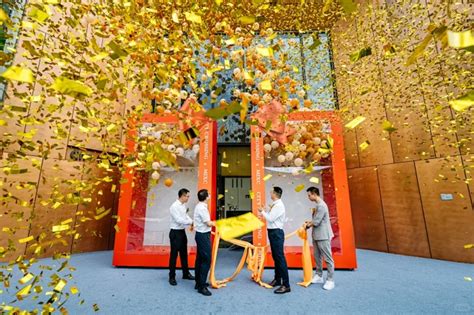 主题定制开放仪式｜礼盒开门型创意启动仪式 小红书 花瓣网