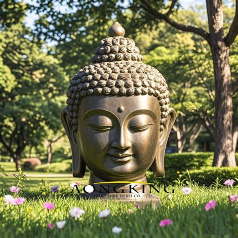 Buddha Head Statues Peaceful Facial Expressions Relaxation