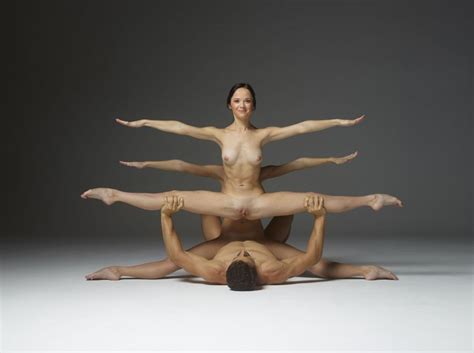 Twins Julietta And Magdelena Split Formation Porn Pic