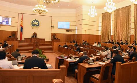 Ерөнхийлөгчийн хориг тавьсан хуулийн талаар 11 цагт мэдээлэл хийнэ