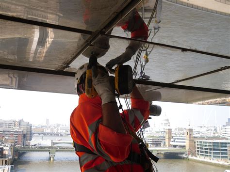 No 1 London Bridge Soffit Inspection And Repair Can Limited