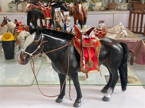 Өнөөдрийн онцлох брэнд Брэнд Бүтээсэн Бүсгүйчүүд