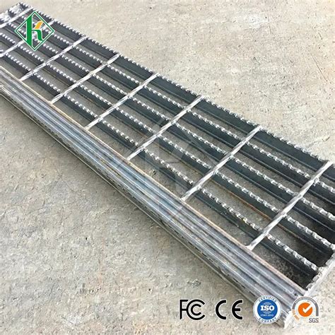 Kaiheng Steel Step Tread Factory Welding Anti Slip Steel Stair Treads