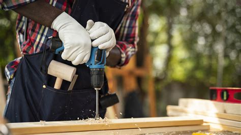 4 Common Mistakes When Using A Power Drill And How To Avoid Them