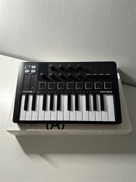 Arturia Minilab3 Hobbies And Toys Music And Media Musical Instruments On Carousell