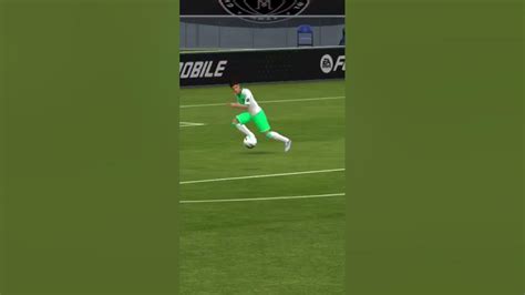 гол Джорджи Беста через себе на останах хвилинах матчу Youtube