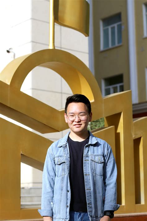 Төгөлдөрийн Гантулга 2021 оны ЭЕШ д Химийн хичээл дээр 800 оноо авч МУИС ийн Хими хөтөлбөрт