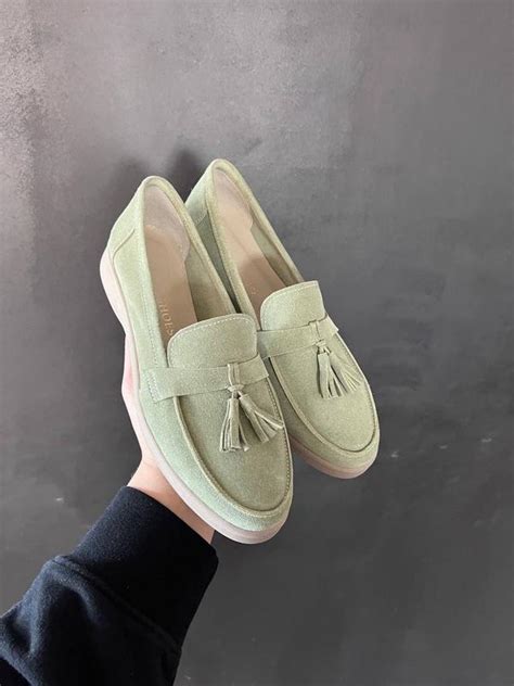 Лофери з китицею — ціна 1800 грн у каталозі Лофери Купити жіночі речі за доступною ціною на Шафі