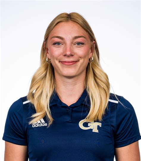 Jill Catton Womens Track And Field Georgia Tech Yellow Jackets