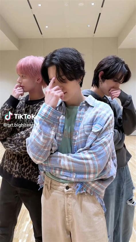 انقد از شیپ بی تی اس و تی اکس تی خوشم میاددددد الان ابنجا فیلم ویسگون