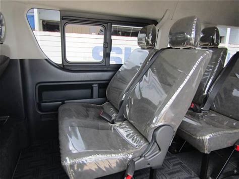 Toyota Hiace Wagon Grand Cabin 2014 Silver M 14700 Km Details