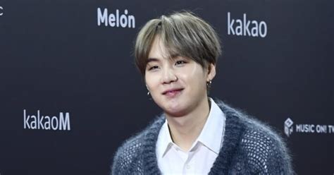 포토 방탄소년단 슈가 귀여운 미소로 등장 2019 멜론뮤직어워드