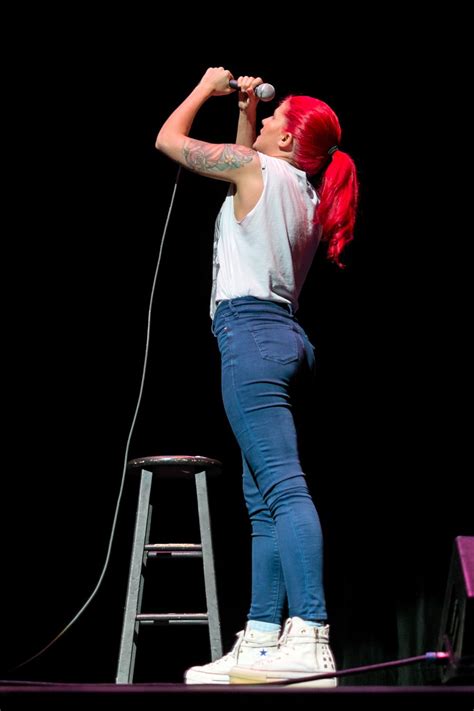 Cast Of Girl Guy Code Kept Babes Laughing About Sex Dating And Foot Doctors UNIVERSITY PRESS