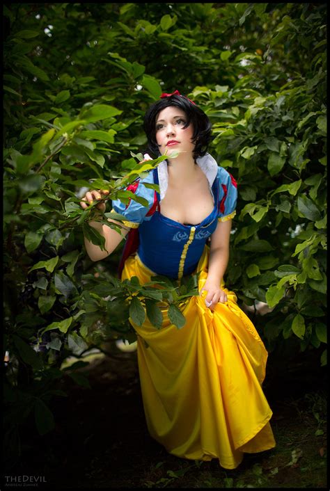 Snow White Best Of Cosplay Collection — Geektyrant