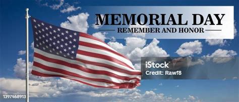 현충일 기억과 명예 텍스트 하늘에 미국 국기 행복한 현충일 배경 3d 렌더링 명예에 대한 스톡 사진 및 기타 이미지 명예 미국 메모리얼 데이 배너 표지판 Istock