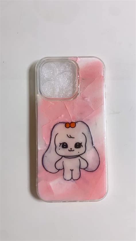 하나의 이야기 주문은 프로필 링크를 참고해주세요 레진케이스 커스텀케이스 케이스추천 물감케이스 주문제작케이스 유화케이스 체리 아이브