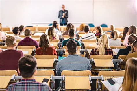 University Classroom Pictures Download Free Images On Unsplash