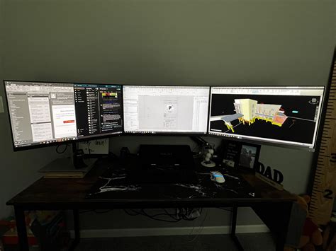 3 Monitor Setup R Battlestations