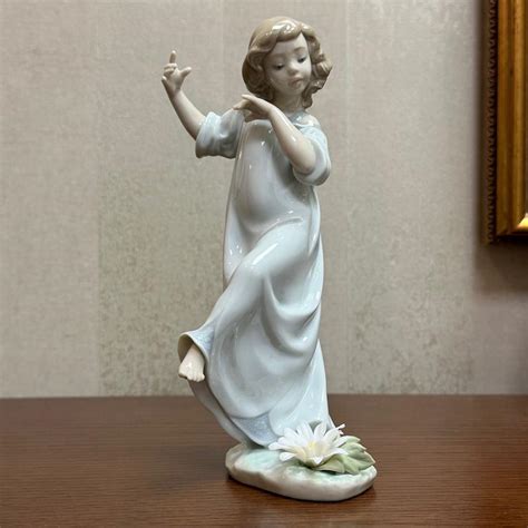 Фарфорова статуетка Lladro «маргаритки радісний час — ціна 5800 грн у каталозі Статуетки