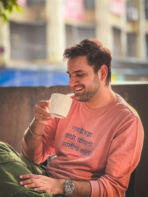 Video सिद्धार्थ चांदेकरच्या हटके टी शर्टची चर्चा