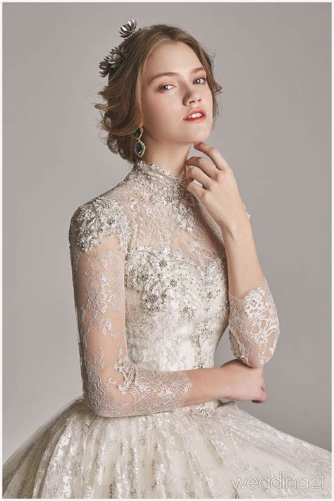 섬세한 레이스로 선보이는 웨딩드레스 뉴 컬렉션 쥬빌리브라이드 And 아모라 이은숙 1 Long Sleeve Wedding Dress