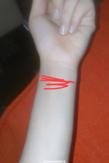 عکس فیک زدن رگ دست