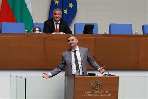 Кирил Добрев БСП има болезнена нужда от нов тип електорат