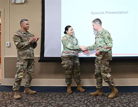 Army Medic Helps Save Pastors Life During Sermon Article The