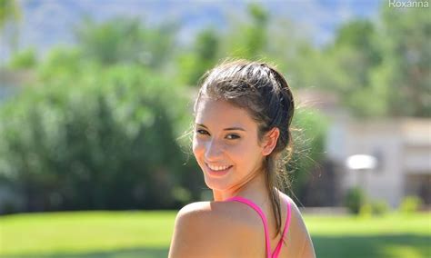 Sexy Babe Roxanna On The Golf Course By Ftv Erotropia