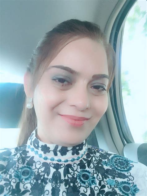 Dr Faiqa Saleem Baig Gynecologist In Lahore Visit Timing And Fees