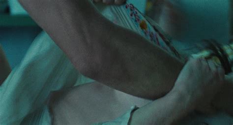 Nackte Amanda Seyfried In Linda Lovelace Pornostar