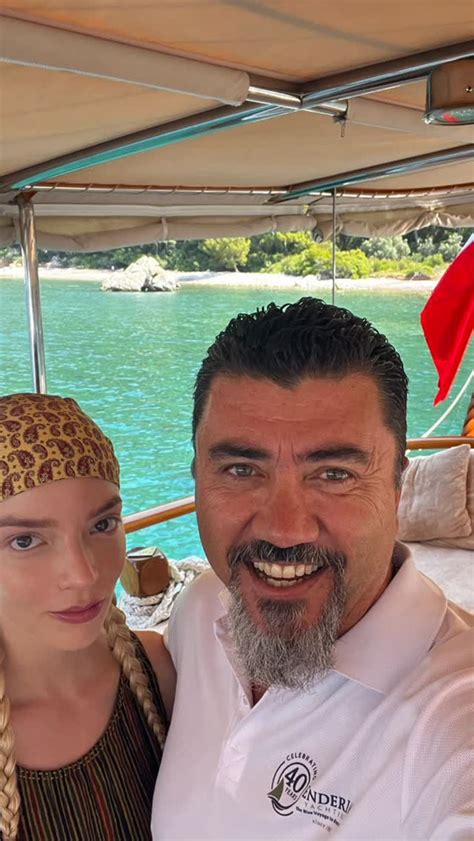 Charter Winfrey And Anya Taylor Joy