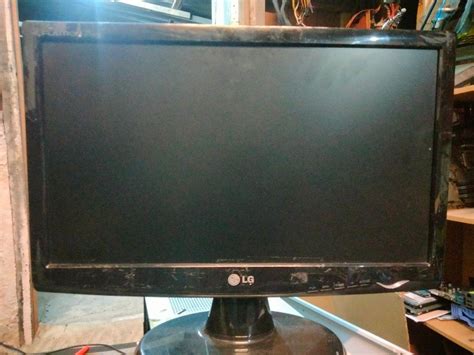 Lcd Monitor Lg Computers Tech Parts Accessories Monitor Screens On Carousell