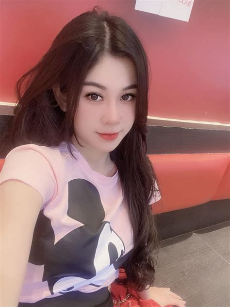 Nh Hotgirl G I Xinh Cute Ng Y U Nh T Girls Xinh Photo