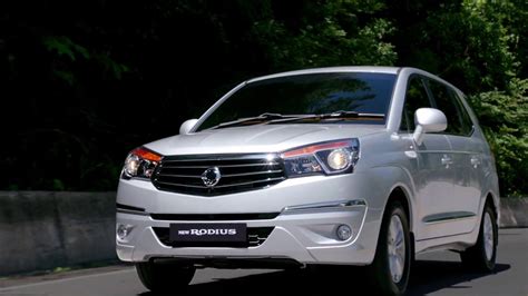 The New Ssangyong Rodius Trailer Automototv Youtube