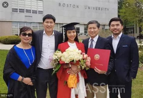 Сү Батболдын Нью Йорк дахь оффшор хөрөнгө байх магадлалтай 3 байрны нэгнийх нь зургийг дэлгэлээ