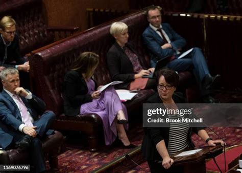 Penny Sharpe Photos Et Images De Collection Getty Images