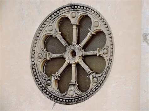 무료 사진 교회 탑 고딕 빌딩 외관 아키텍처 창 오래 된 외관