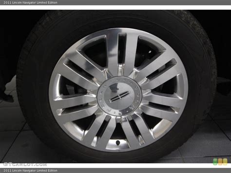 2011 Lincoln Navigator Limited Edition Wheel And Tire Photo 68068412