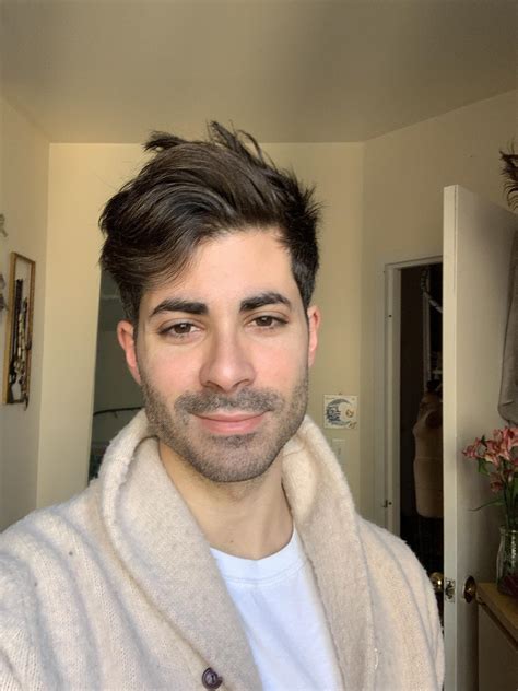 First Selfie Scrolller