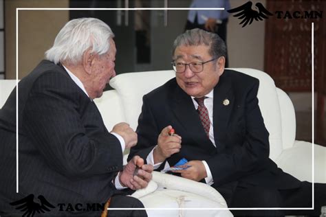 Монголын анхны Ерөнхийлөгч П Очирбат манай дуранд ТАС МН